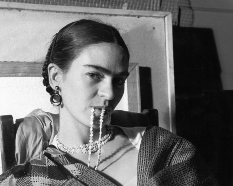 The Bold Brow Legacy of Frida Kahlo – LX Artworks